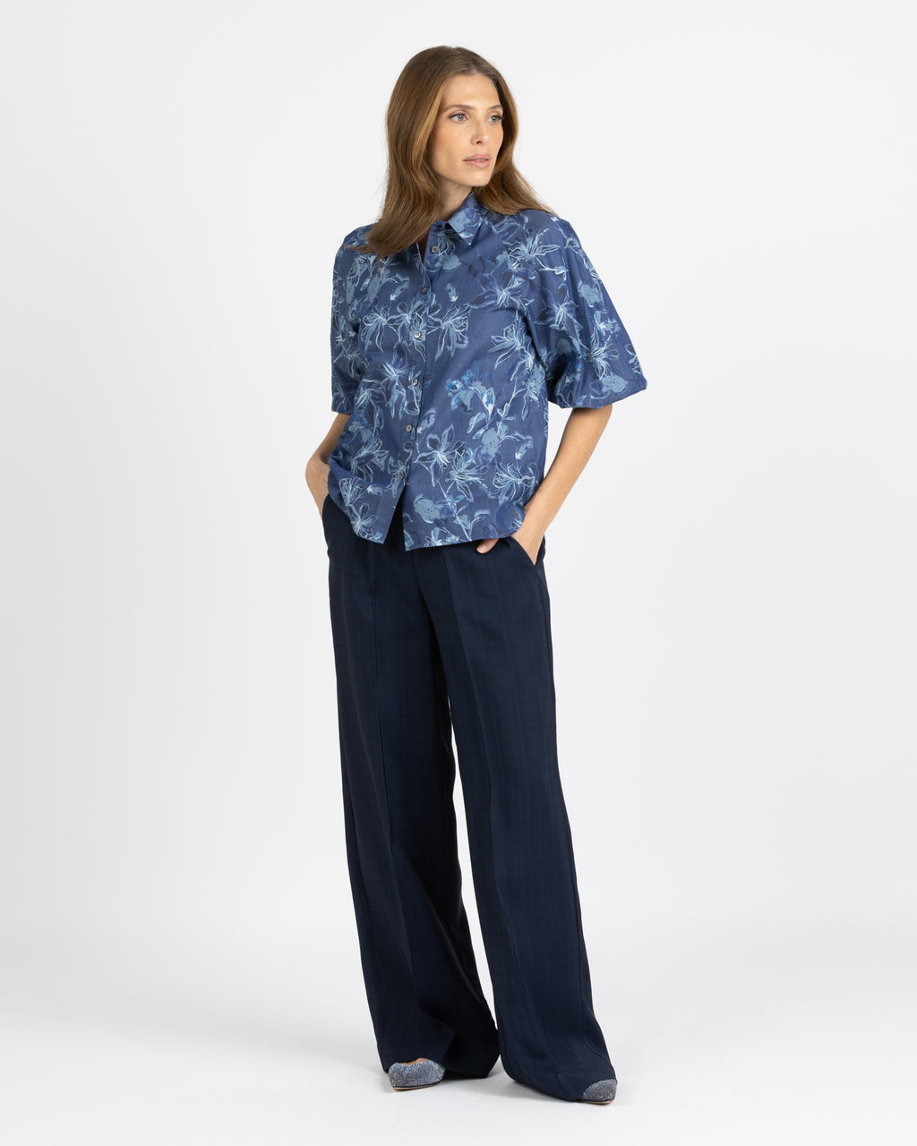 Caliban Official Website: Dresses and Women's Shirts | Giemme