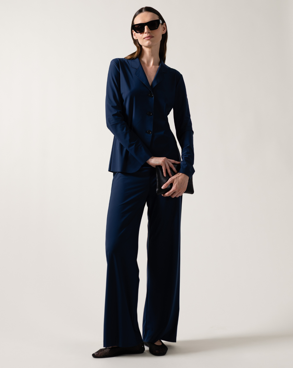Caliban Official Website – Dresses, Shirts & Trousers for Women | Giemme